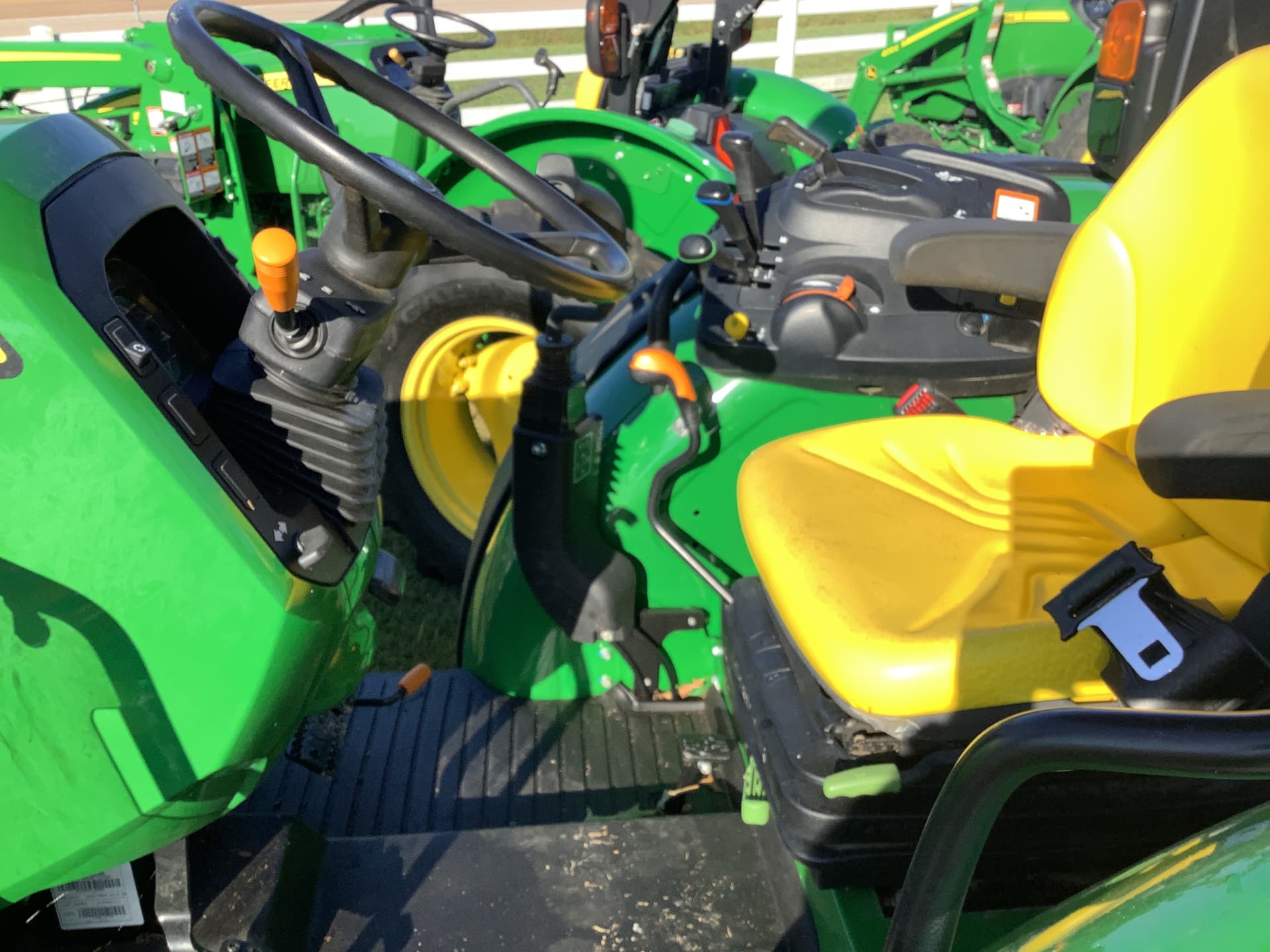 2022 John Deere 5100E - Tennessee Tractor