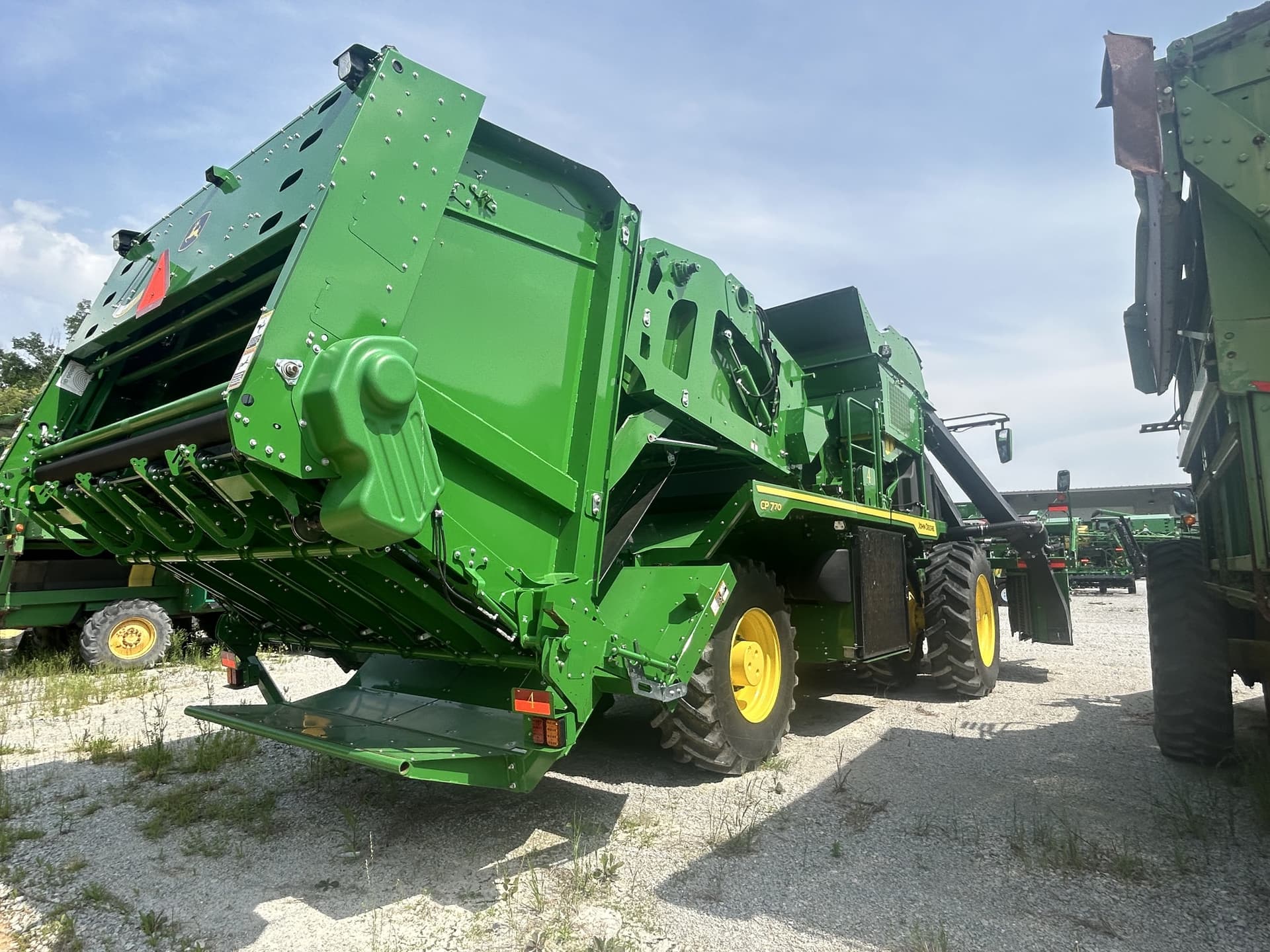 2024 John Deere CP770 - Tennessee Tractor