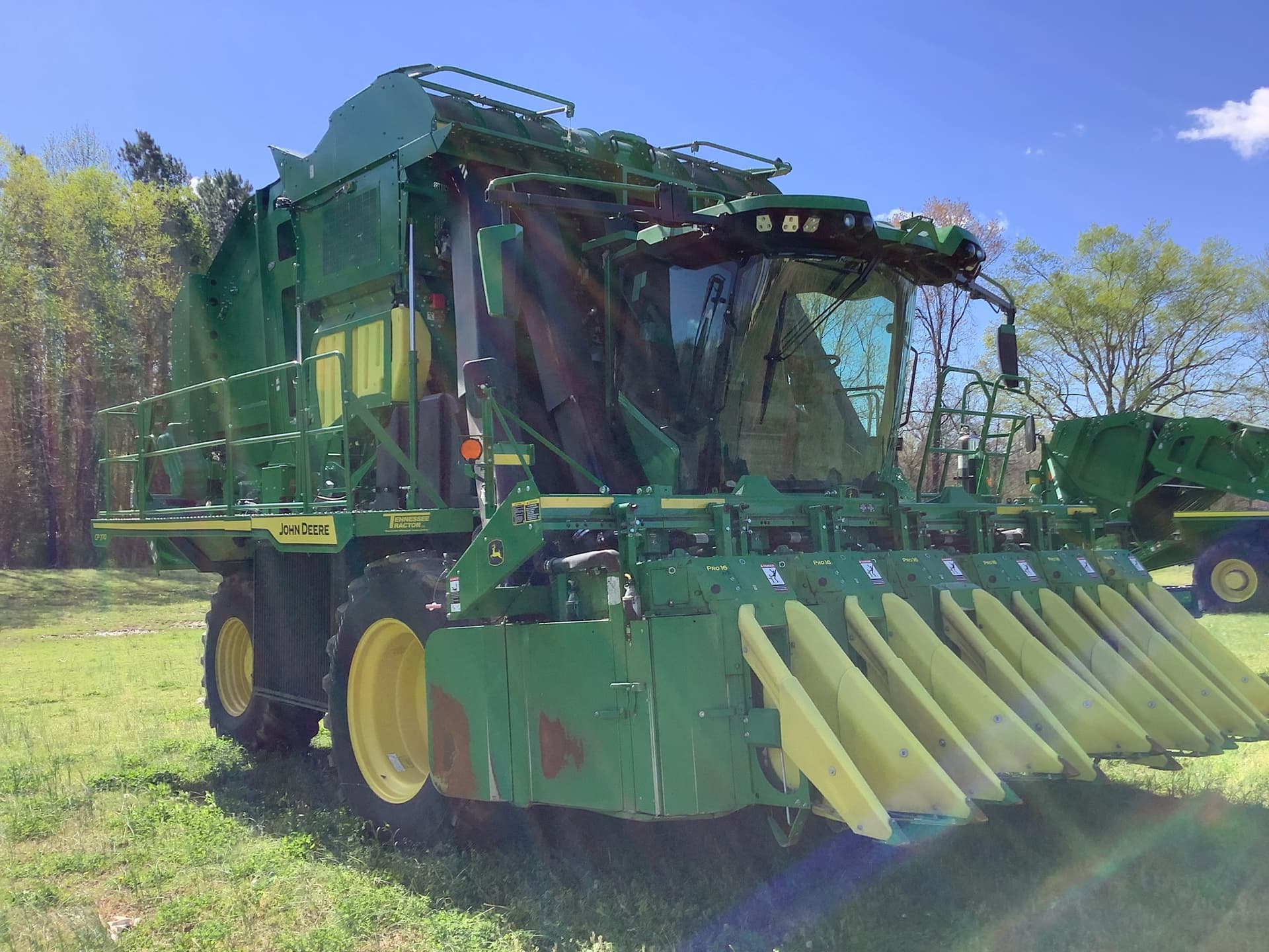 2022 John Deere CP770 - Tennessee Tractor