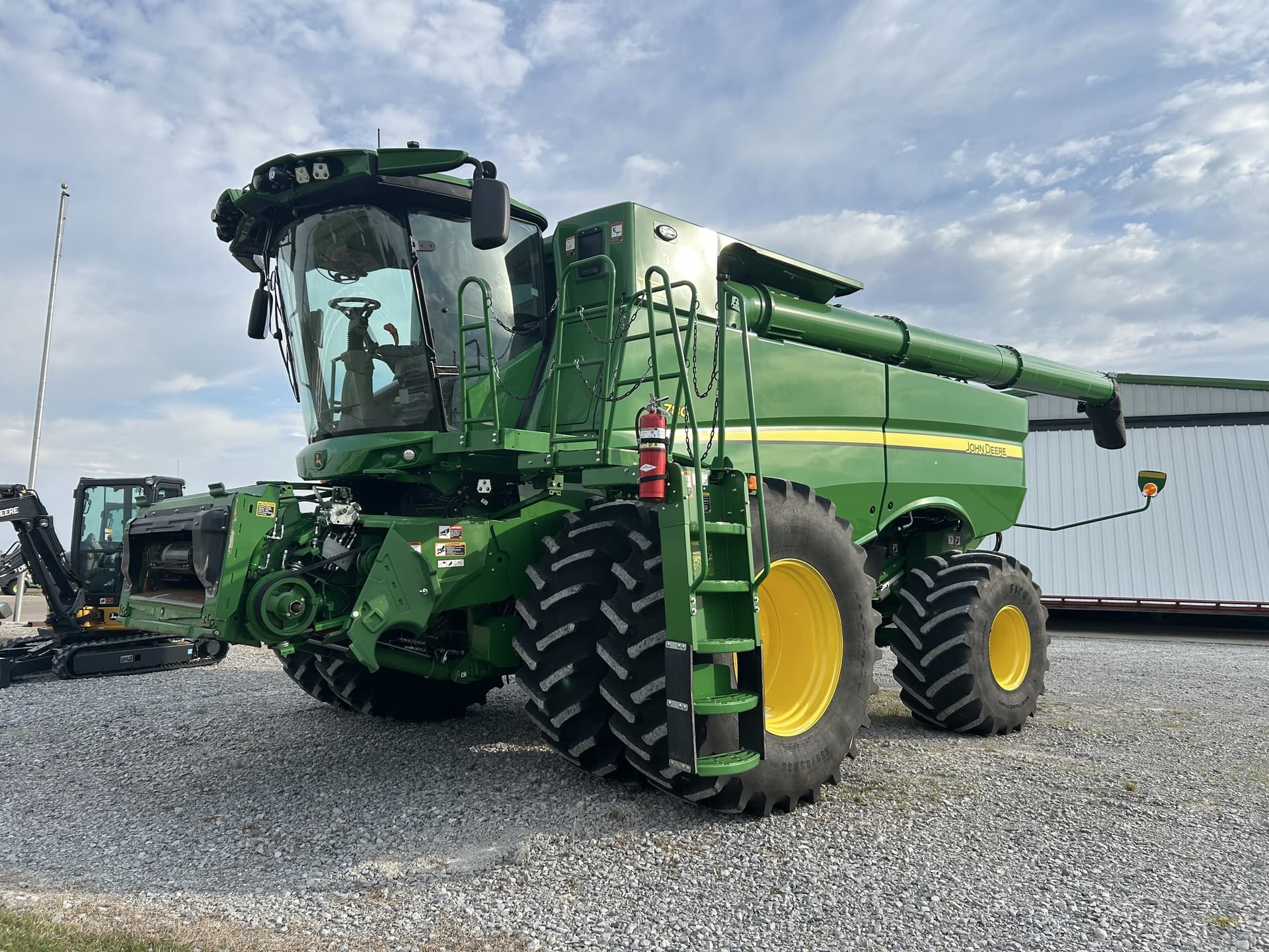 2024 John Deere S780 - Tennessee Tractor