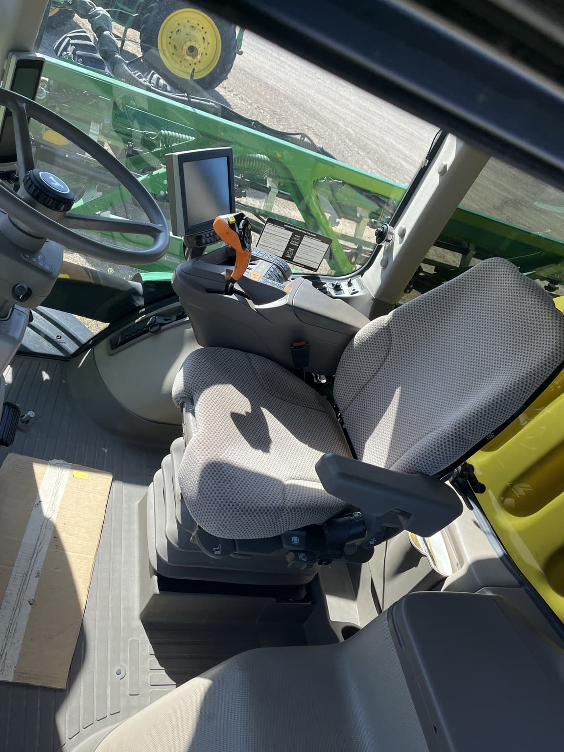 2019 John Deere R4030 - Tennessee Tractor