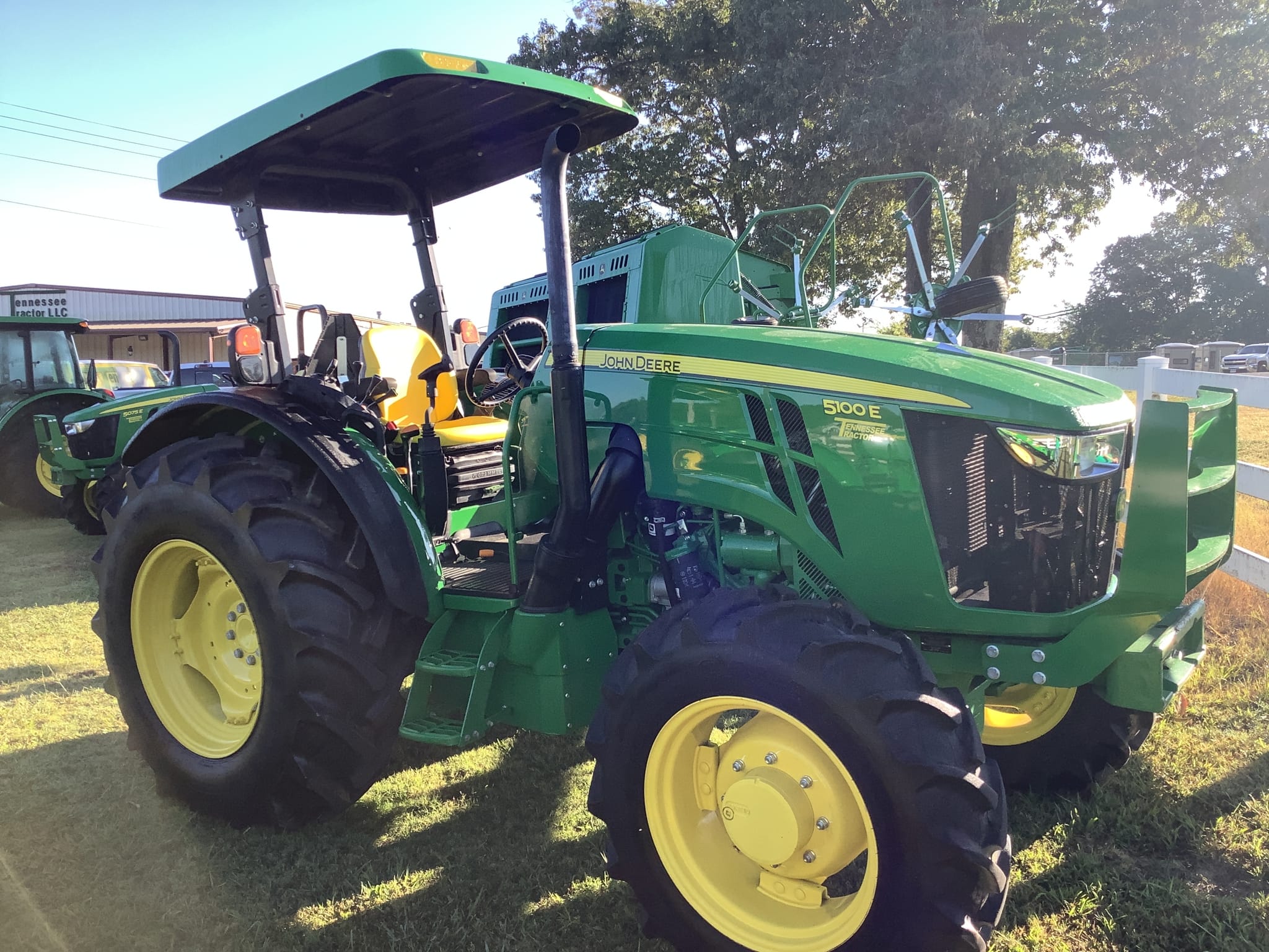 2022 John Deere 5100E - Tennessee Tractor